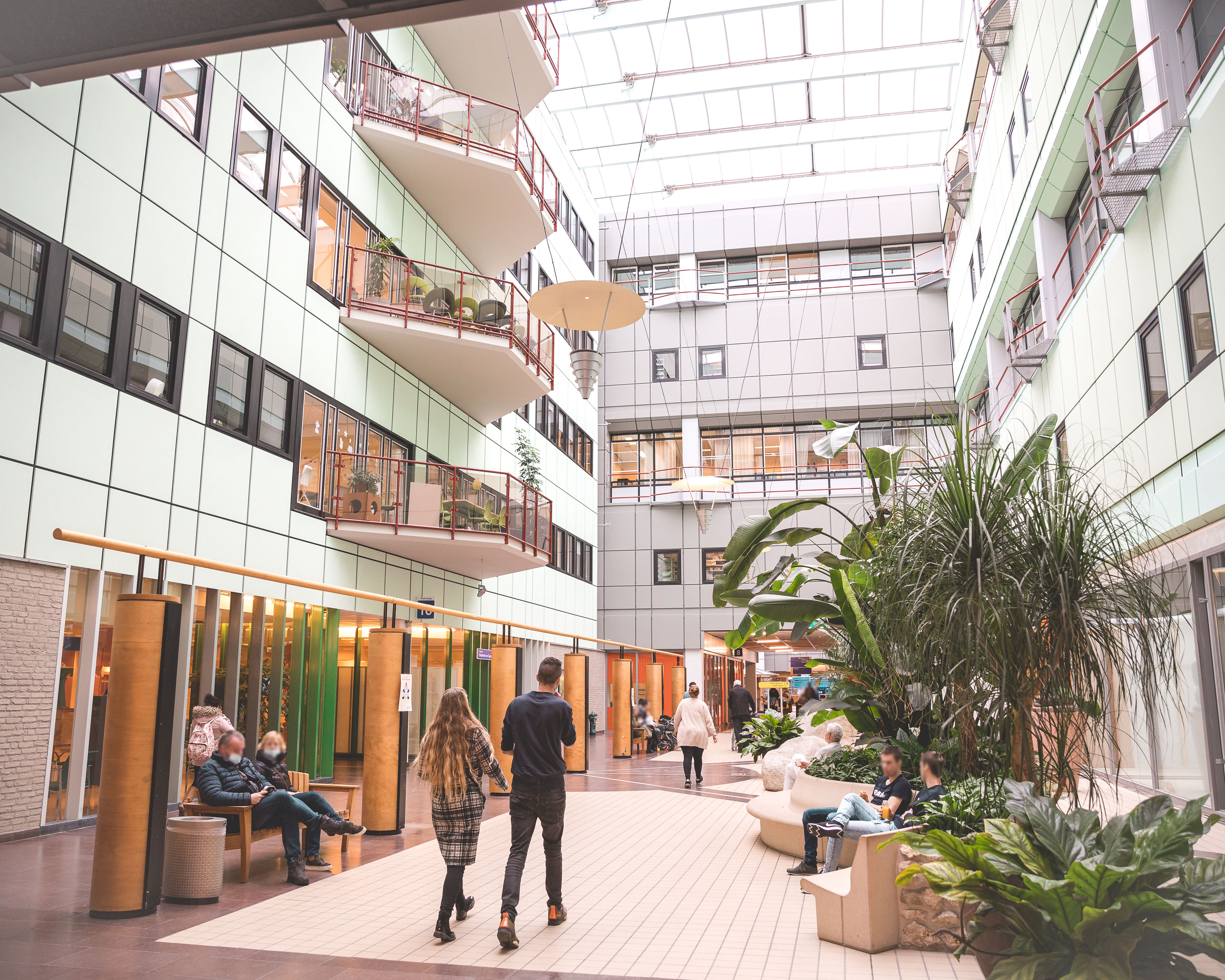 Medewerkersbeleving als kompas voor minder verloop & verzuim in de zorg